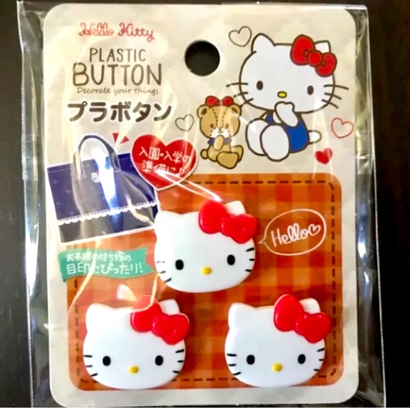 Hello Kitty | Accessories | Japan Exclusive Hello Kitty Plastic Button ...